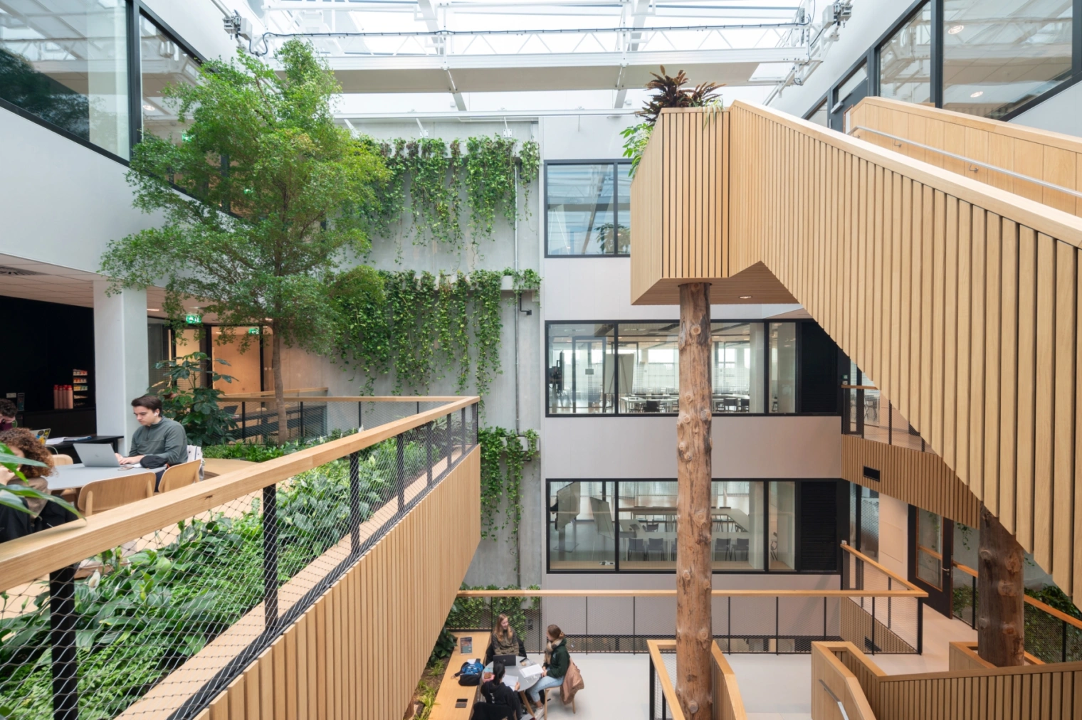 Langeveld Building: het meest duurzame onderwijsgebouw van Nederland ...